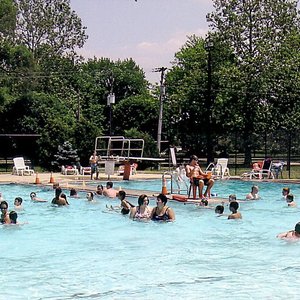 FRANKLIN FAMILY AQUATIC CENTER - Updated December 2025 - 28 Photos ...