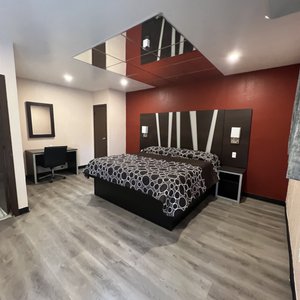 COMMACK MOTOR INN - Updated July 2025 - 18 Reviews - 2231 Jericho Tpke ...