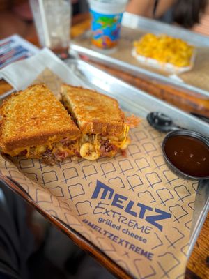 MELTZ EXTREME GRILLED CHEESE - Updated December 2025 - 627 Photos & 884 ...