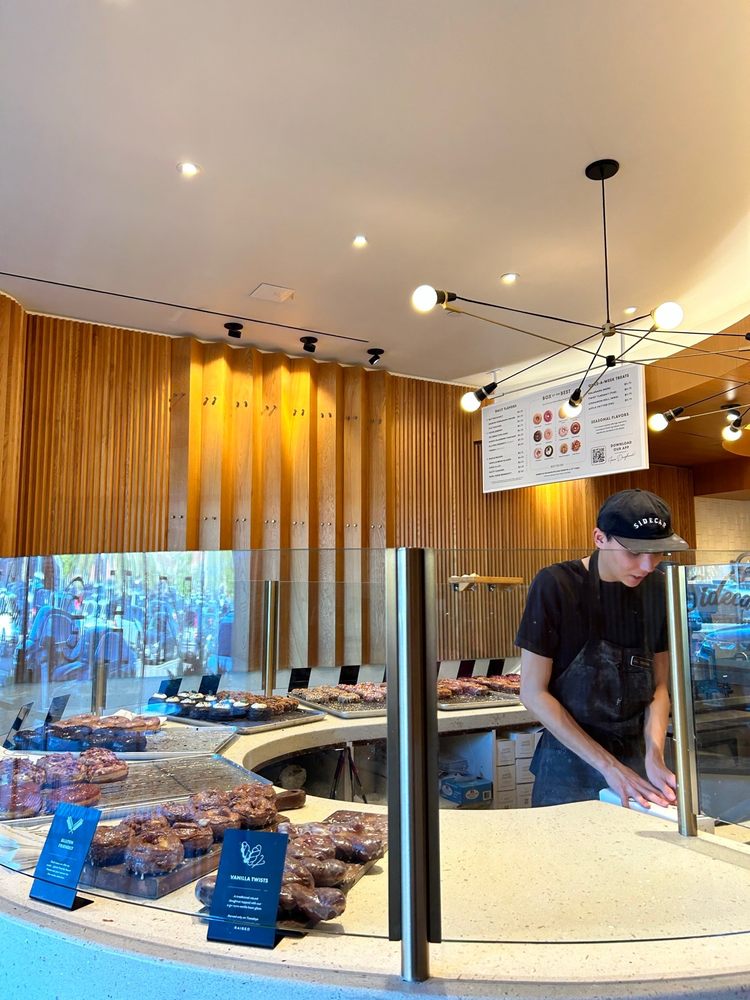 SIDECAR DOUGHNUTS & COFFEE - Updated September 2024 - 1999 Photos ...