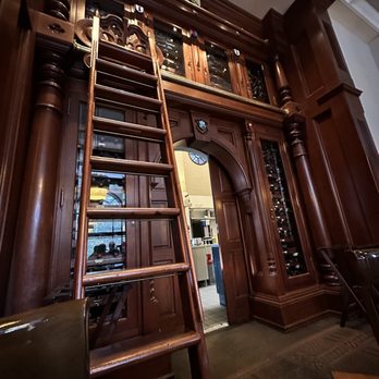 WALLISER STUBE - Updated November 2024 - 107 Photos & 57 Reviews - 111 ...