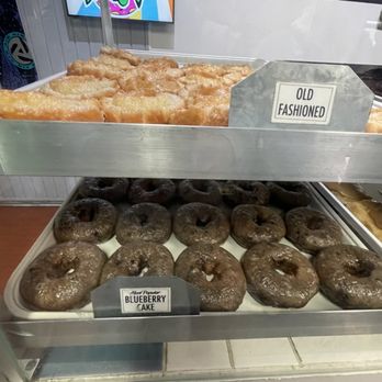 DANK DONUTS - Updated August 2024 - 658 Photos & 669 Reviews - 42612 ...