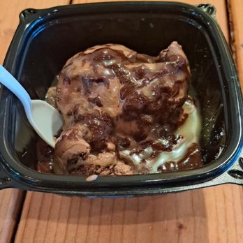 THE SCREAMERY - Updated August 2024 - 165 Photos & 171 Reviews - 140 N ...