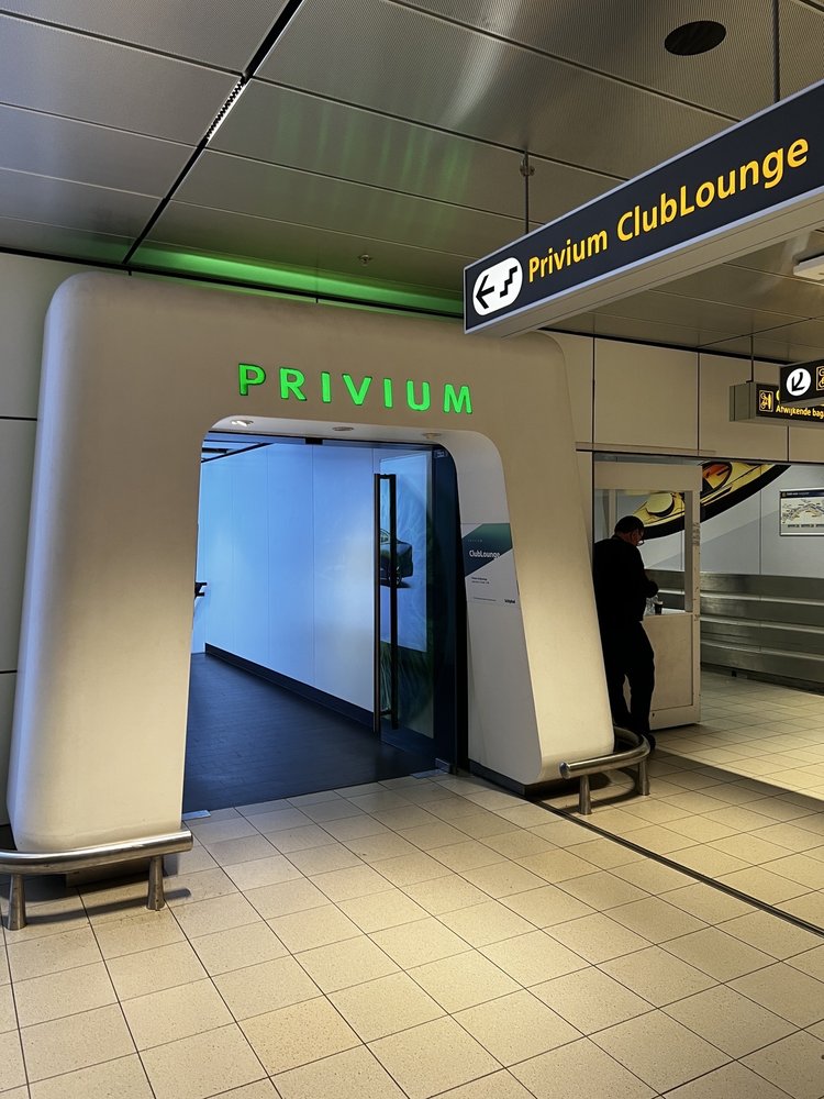 PRIVIUM LOUNGE - Updated December 2025 - 20 Photos - Schiphol Airport ...