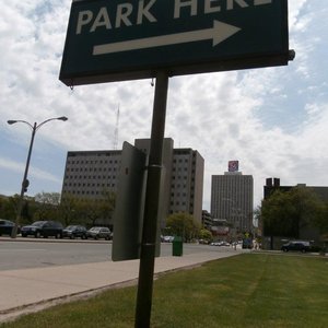 MKE AIRPORT SAVER PARKING - Updated October 2025 - 12 Reviews - 186 ...