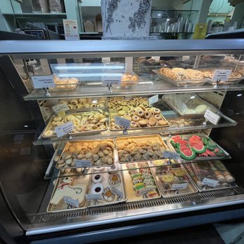 BIBI BAKERY & CAFE - SAN JOSE - Updated May 2024 - 988 Photos & 861 ...