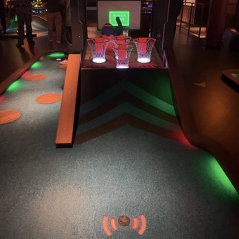 PUTTSHACK - EDINA - Updated December 2025 - 237 Photos & 69 Reviews ...