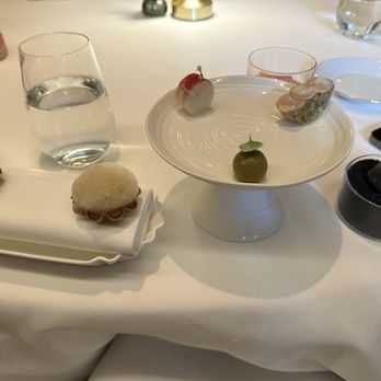 FIOLA - Updated March 2025 - 2185 Photos & 863 Reviews - 601 ...