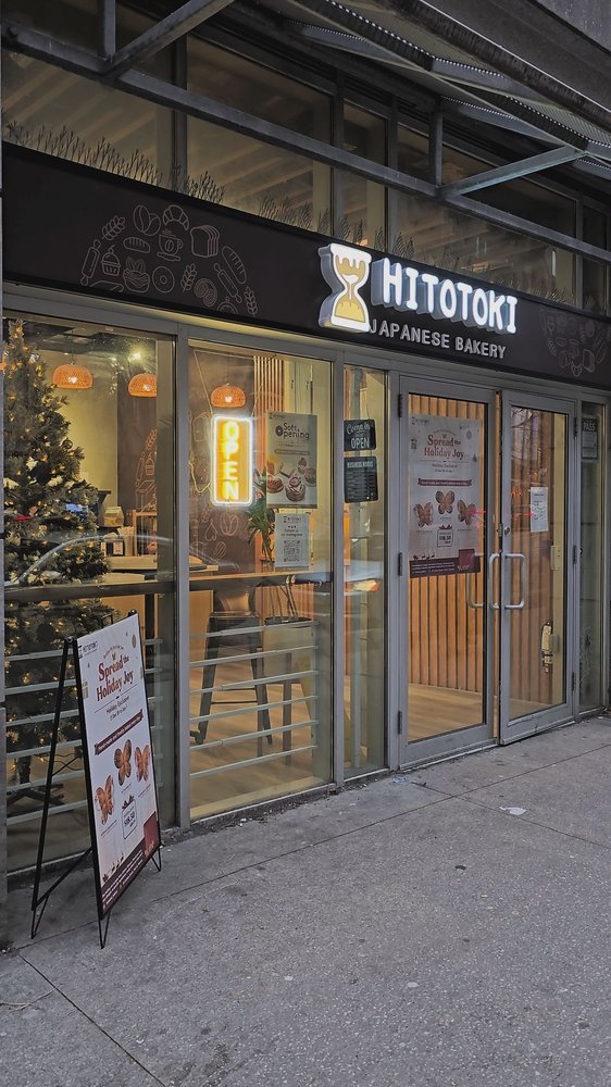 HITOTOKI JAPANESE BAKERY - 36 Photos - 25 Carlton St, Toronto, Ontario ...