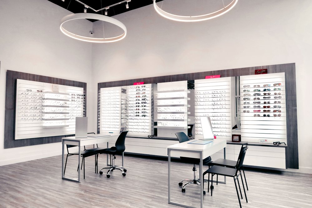 PRPIC EYECARE CENTRE - Updated December 2025 - 15 Photos - 4229 ...