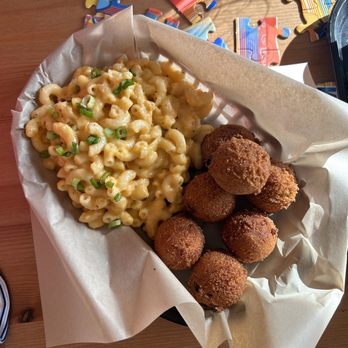 HEN & FLOUR - Updated May 2024 - 26 Photos & 26 Reviews - 141 S Central ...