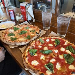 TIMBER PIZZA - Updated December 2025 - 64 Photos & 56 Reviews - 192 ...