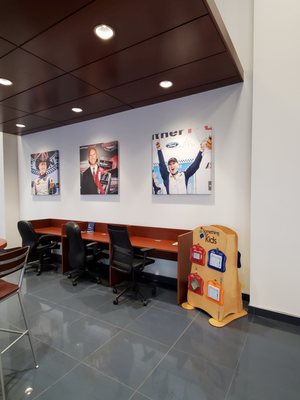 TOMBALL FORD - Updated March 2025 - 67 Photos & 279 Reviews - 22702 Sh ...