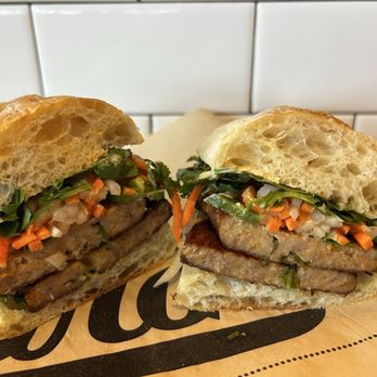 LARDO - Updated June 2025 - 1827 Photos & 1444 Reviews - 1212 SE ...