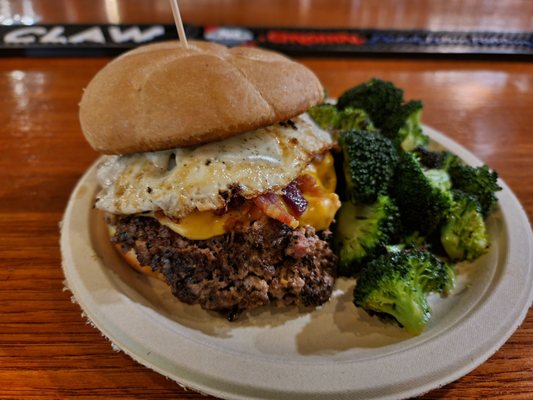 SPLIFF’S GASTROPUB - 388 Photos & 316 Reviews - 100 East Forsyth St ...