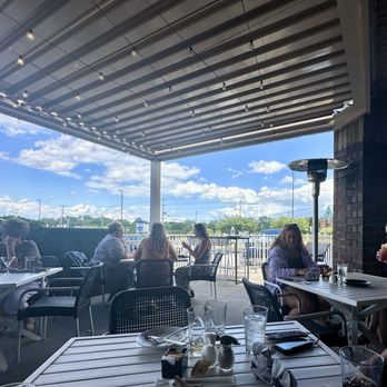 TABLE SIX KITCHEN + BAR - Updated November 2025 - 526 Photos & 921 ...