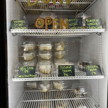 GREGORY’S GOURMET DESSERTS - Updated November 2024 - 608 Photos & 681 ...