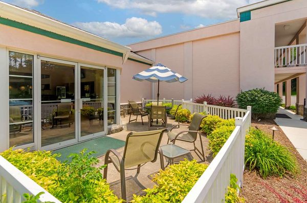 BEST WESTERN LEXINGTON INN - Updated December 2025 - 146 Photos & 29 ...