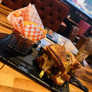 OLD TOM’S SPORTS BAR - KENDALL - 121 Photos & 134 Reviews - 9525 N ...