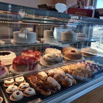 PETERS’ BAKERY - Updated June 2024 - 1917 Photos & 2410 Reviews - 3108 ...