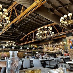 MIO MODO - Updated March 2025 - 228 Photos & 404 Reviews - 200 S 2nd St ...