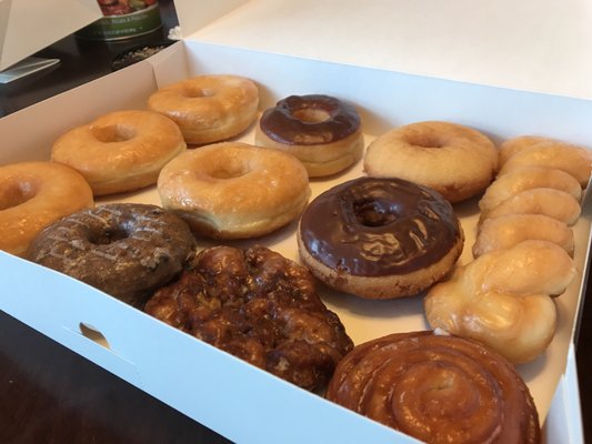 DONUTS PLUS - Updated July 2024 - 11 Photos & 10 Reviews - 1741 E Hwy ...