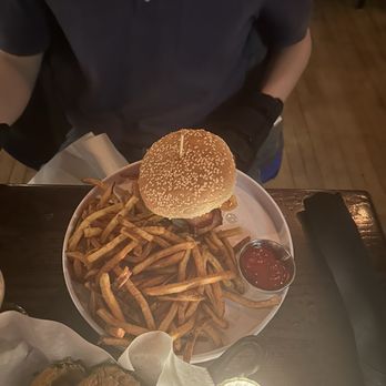 JM CURLEY - Updated December 2025 - 580 Photos & 931 Reviews - 21 ...