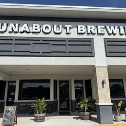 RUNABOUT BREWING - Updated October 2025 - 140 Photos & 47 Reviews ...
