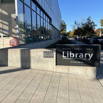 WATHA T DANIEL-SHAW LIBRARY - Updated November 2025 - 34 Photos & 29 ...