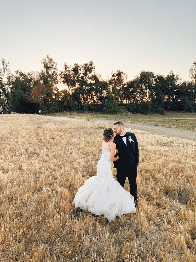 GARNET AND GRACE BRIDAL BOUTIQUE - Updated November 2024 - 364 Photos ...