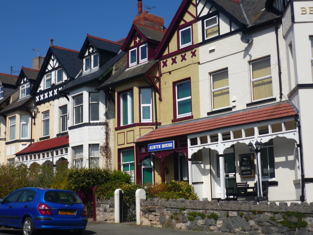 ALWYN HOUSE HOTEL - 4 Upper Promenade, Colwyn Bay, Conwy, United ...