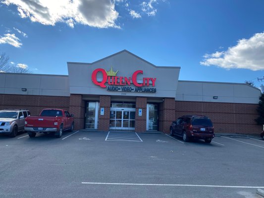 QUEEN CITY HOMESTORE - Updated December 2025 - 37 Photos - 2509 W ...