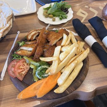 ZARZOOR RESTAURANT - Updated June 2025 - 150 Photos & 116 Reviews ...