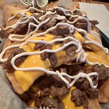 PARROTS BAR & GRILL - Updated January 2026 - 24 Photos & 91 Reviews ...