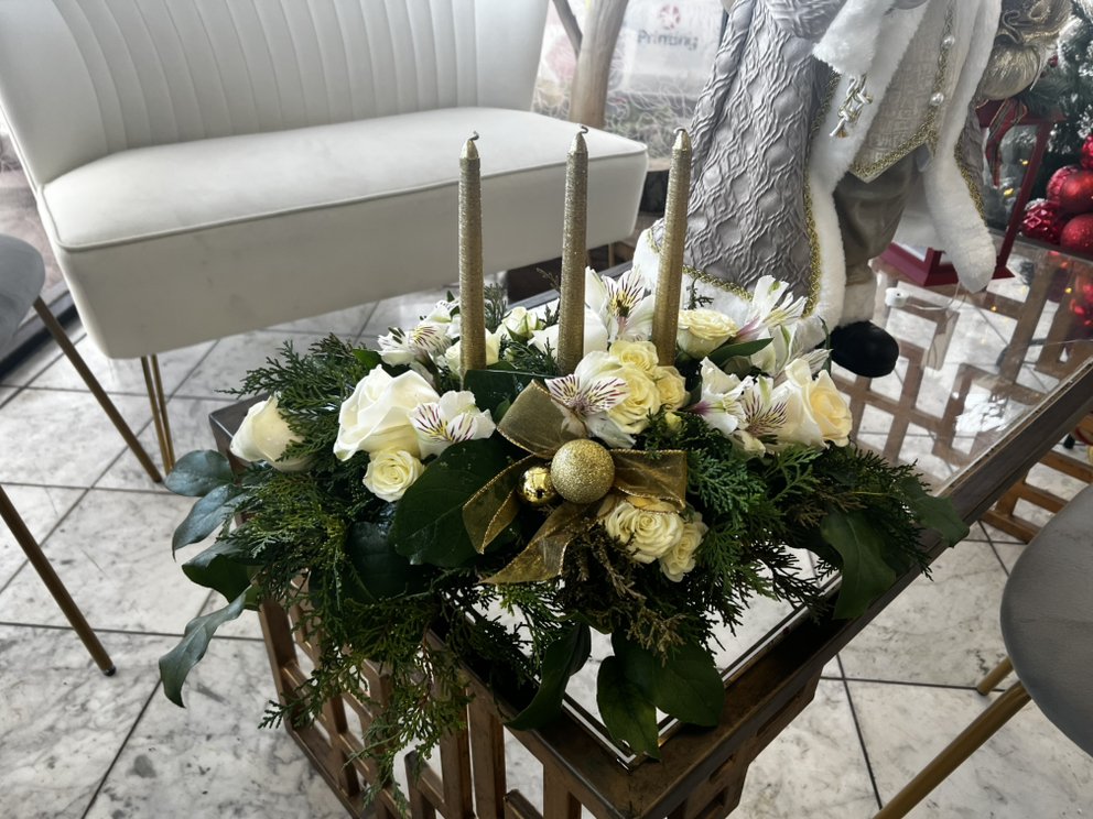 BLOOMIES FLORIST - Updated April 2025 - 141 Photos & 120 Reviews ...