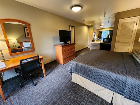 REDMOND INN - Updated October 2025 - 70 Photos & 75 Reviews - 17601 ...