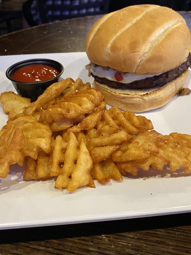 THE BREWTOP PUB AND PATIO - Updated September 2025 - 168 Photos & 164 ...