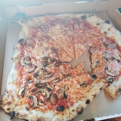 Pizza Lobo - Pizza - 3000 W Fullerton Ave, Logan Square, Chicago, IL ...