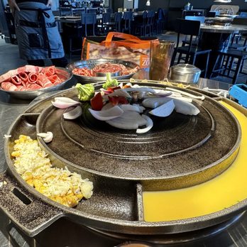 MR PIG KOREAN BBQ - Updated December 2025 - 144 Photos & 102 Reviews ...
