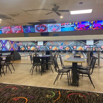 JAX LANES BOWLING CENTER - Updated June 2026 - 40 Photos & 39 Reviews ...