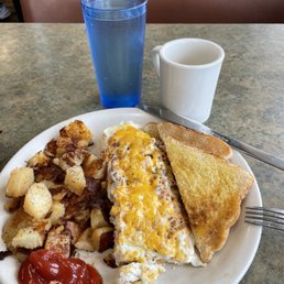 MR. BEENZ DINER - Updated December 2025 - 156 Photos & 87 Reviews ...