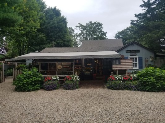 ROUND SWAMP FARM - 17 Photos & 42 Reviews - Fruits & Veggies - 184 ...