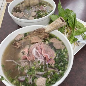 BA LE RESTAURANT - 195 Photos & 219 Reviews - 2240 Browning Dr ...