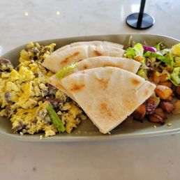 YAVA BAKERY AND CAFE - Updated July 2024 - 901 Photos & 380 Reviews ...