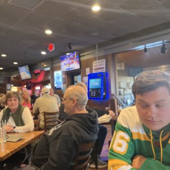 PUB 42 - Updated July 2025 - 136 Photos & 262 Reviews - 7600 N 42nd Ave ...