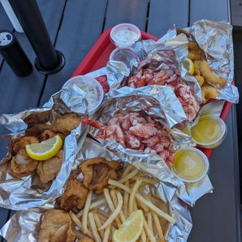 RED’S EATS - Updated May 2025 - 1753 Photos & 1388 Reviews - 41 Water ...