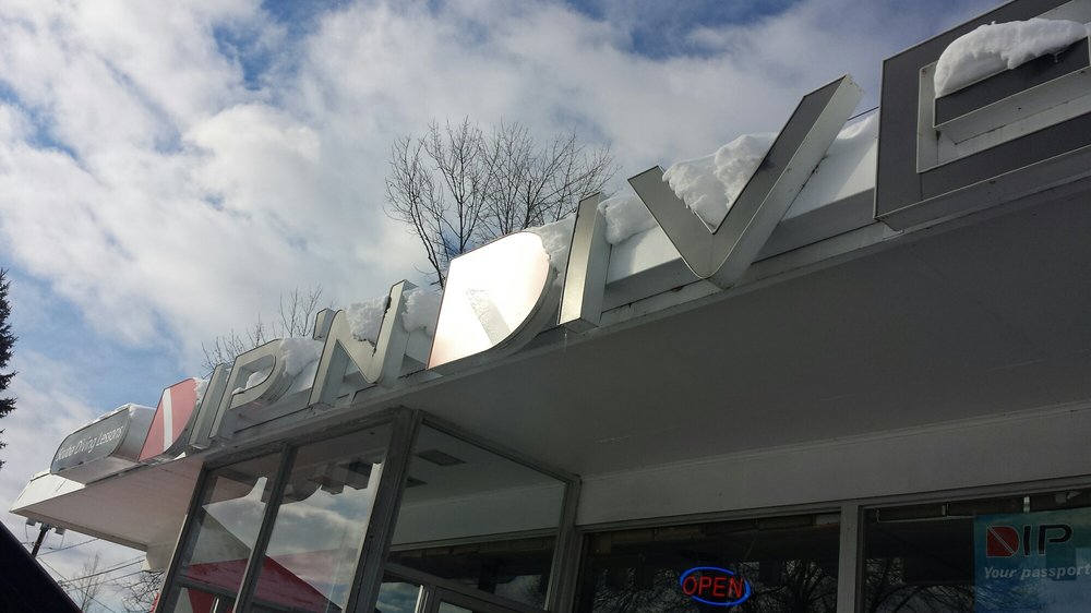 DIP-N-DIVE - Updated May 2026 - 14 Reviews - 500 Niagara Falls Blvd ...