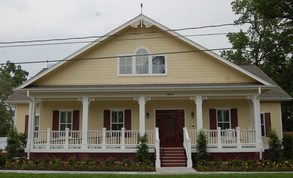 AUTUMNGROVE COTTAGE - Updated May 2024 - 1405 W 24th St, Houston, Texas ...