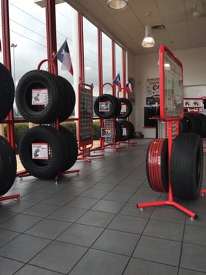 DISCOUNT TIRE - Updated January 2026 - 31 Photos & 84 Reviews - 13494 ...