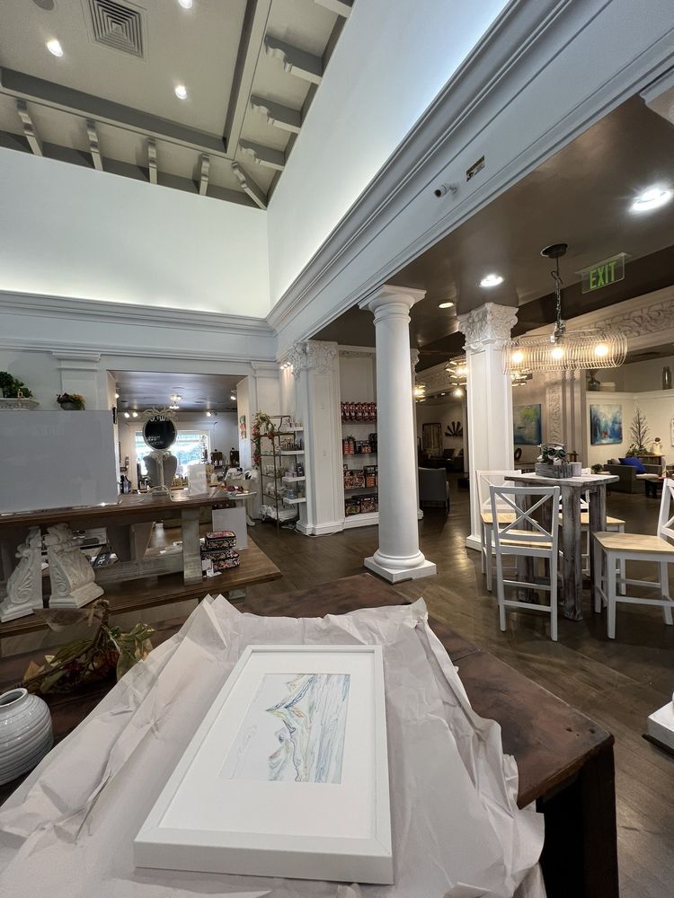 KC STYLE HAUS - Updated August 2025 - 11 Photos - 4704 Wyandotte ...